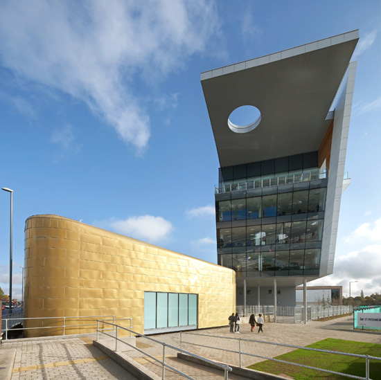 architect-turns-to-gold-for-eye-catching-design-middle-east-architect